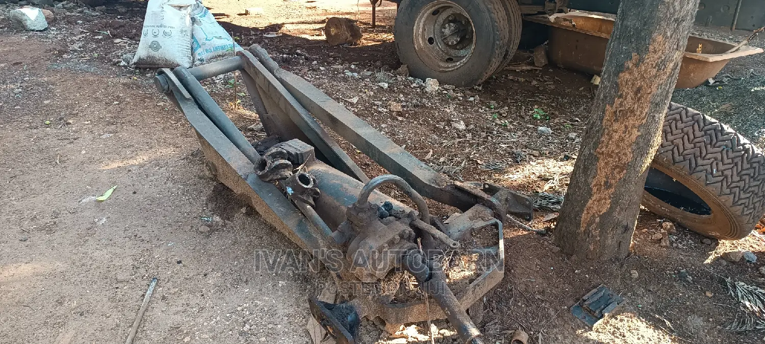 Hydraulic Tipping Jack in Kasarani - Vehicle Parts & Accessories, Ivan ...