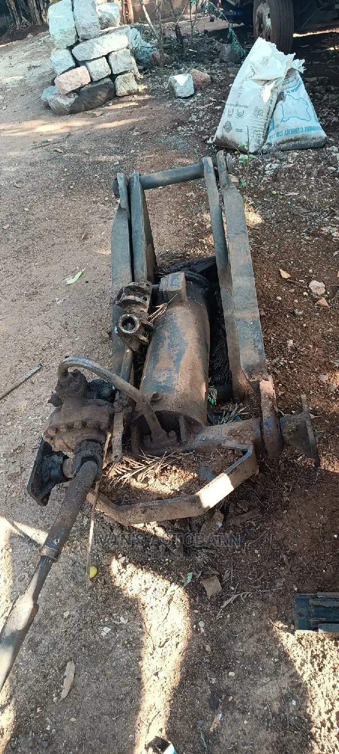 Hydraulic Tipping Jack in Kasarani - Vehicle Parts & Accessories, Ivan ...