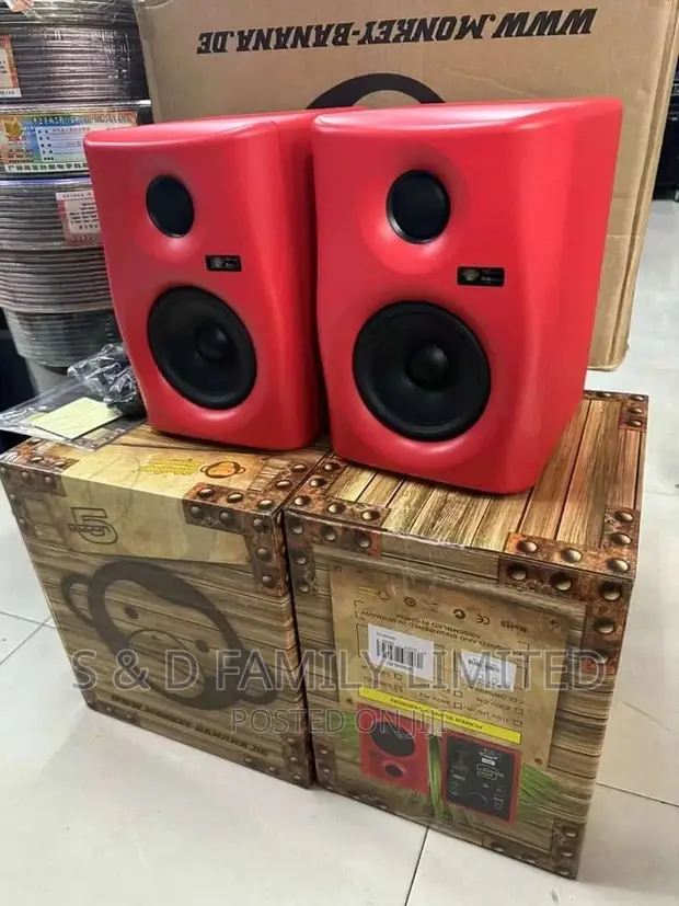 Monkey Banana Monitors