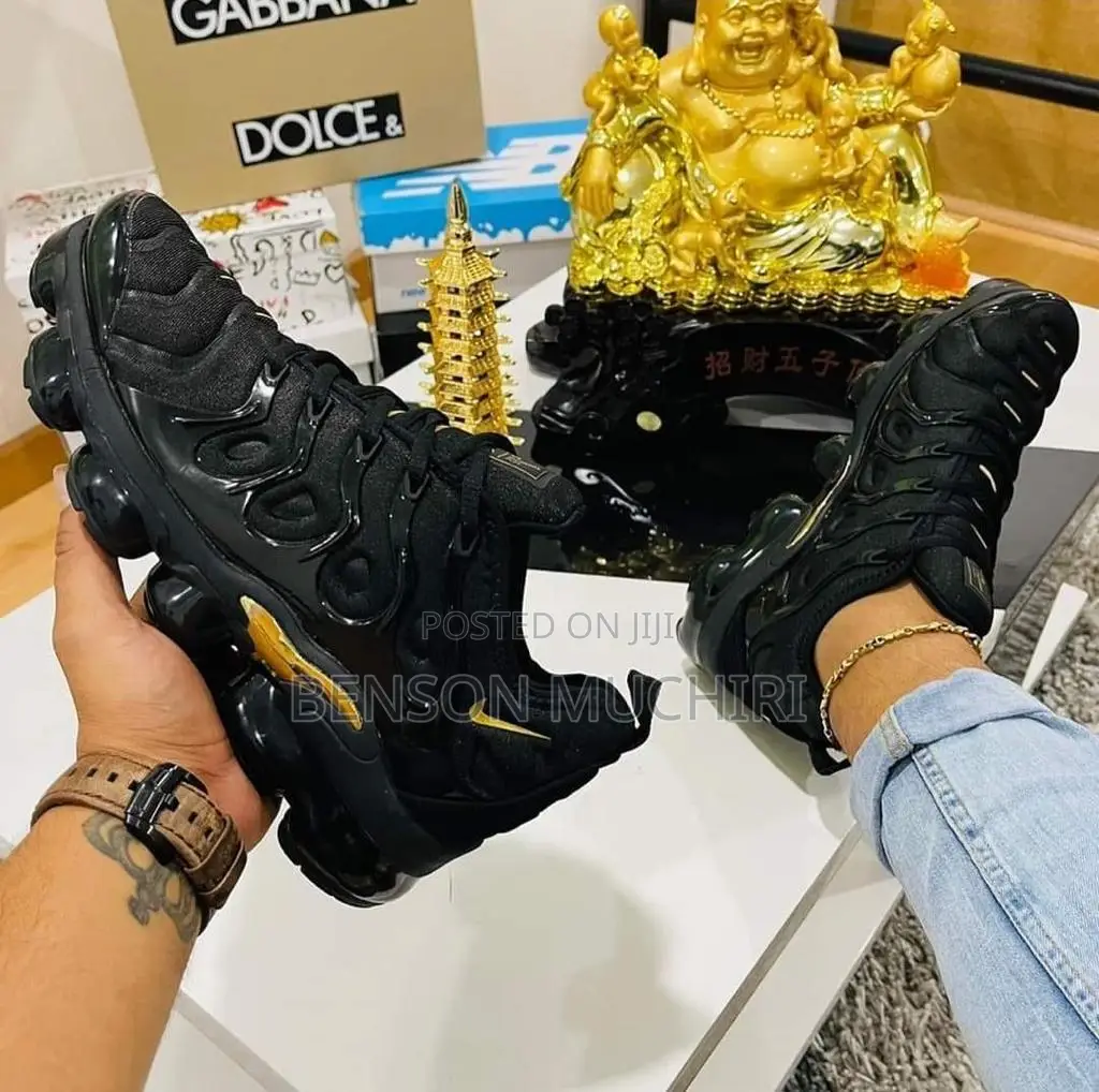 Vapourmax Vm Sneakers in Nairobi Central - Shoes, Bnd Decors | Jiji.co.ke