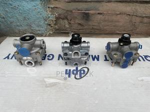 WG9000360524 Brake Relay Valve For Sitrak,Howo-sino,Faw,Benz in Nairobi Central - Vehicle Parts ...