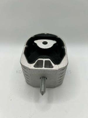 Mercedes Benz Engine Mount W169,W245,A Class,B Class in Industrial Area ...