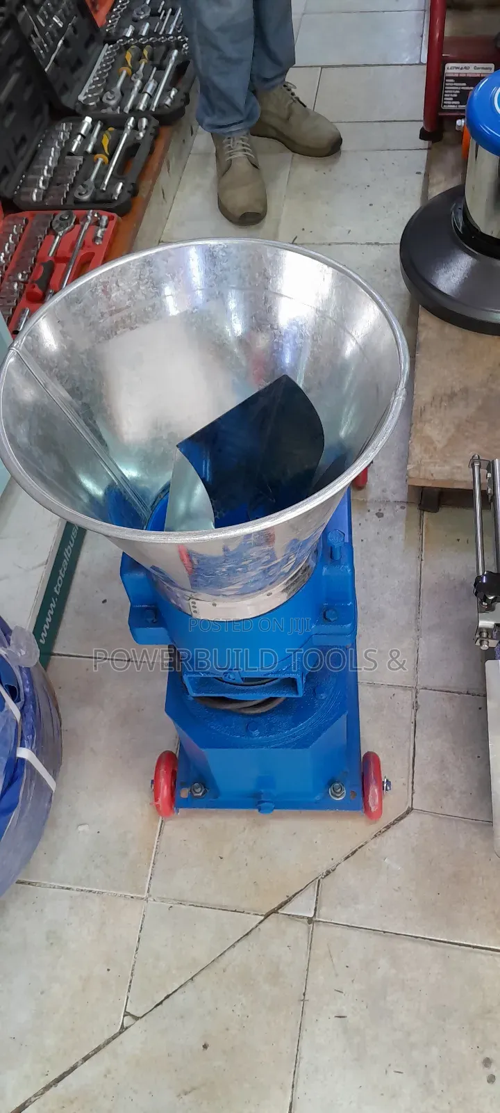Anmal Feeds Pellet Making Machine Upto 450kg With Motor - PowerBuild ...